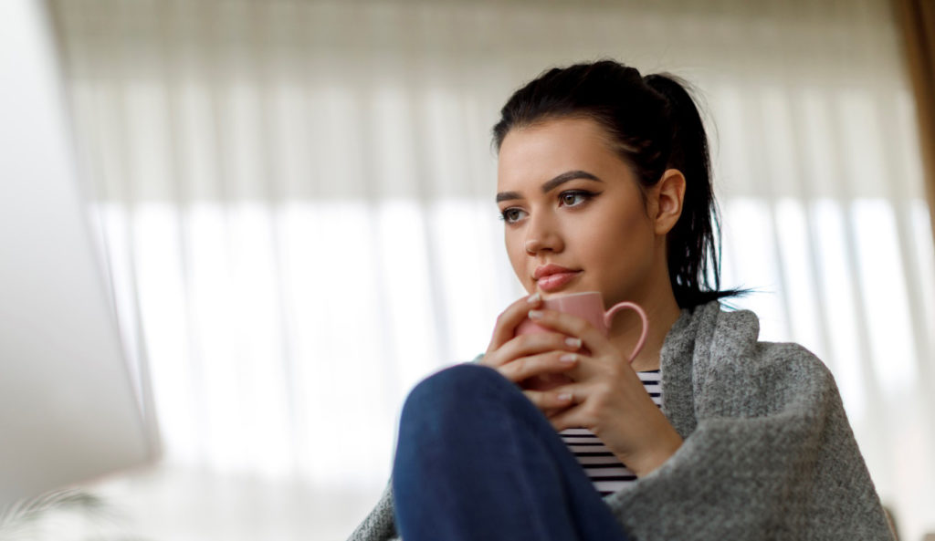 How to Beat the Afternoon Slump (Without Sugar or Caffeine) - CharityJob