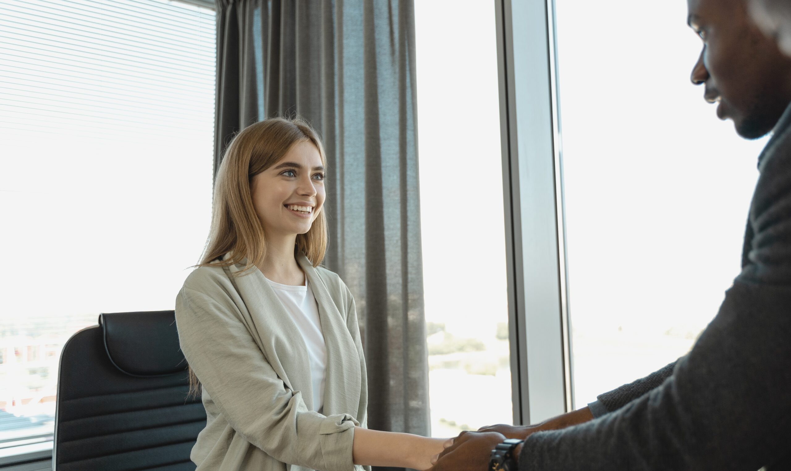 How to Make a Good First Impression at an Interview - CharityJob Blog